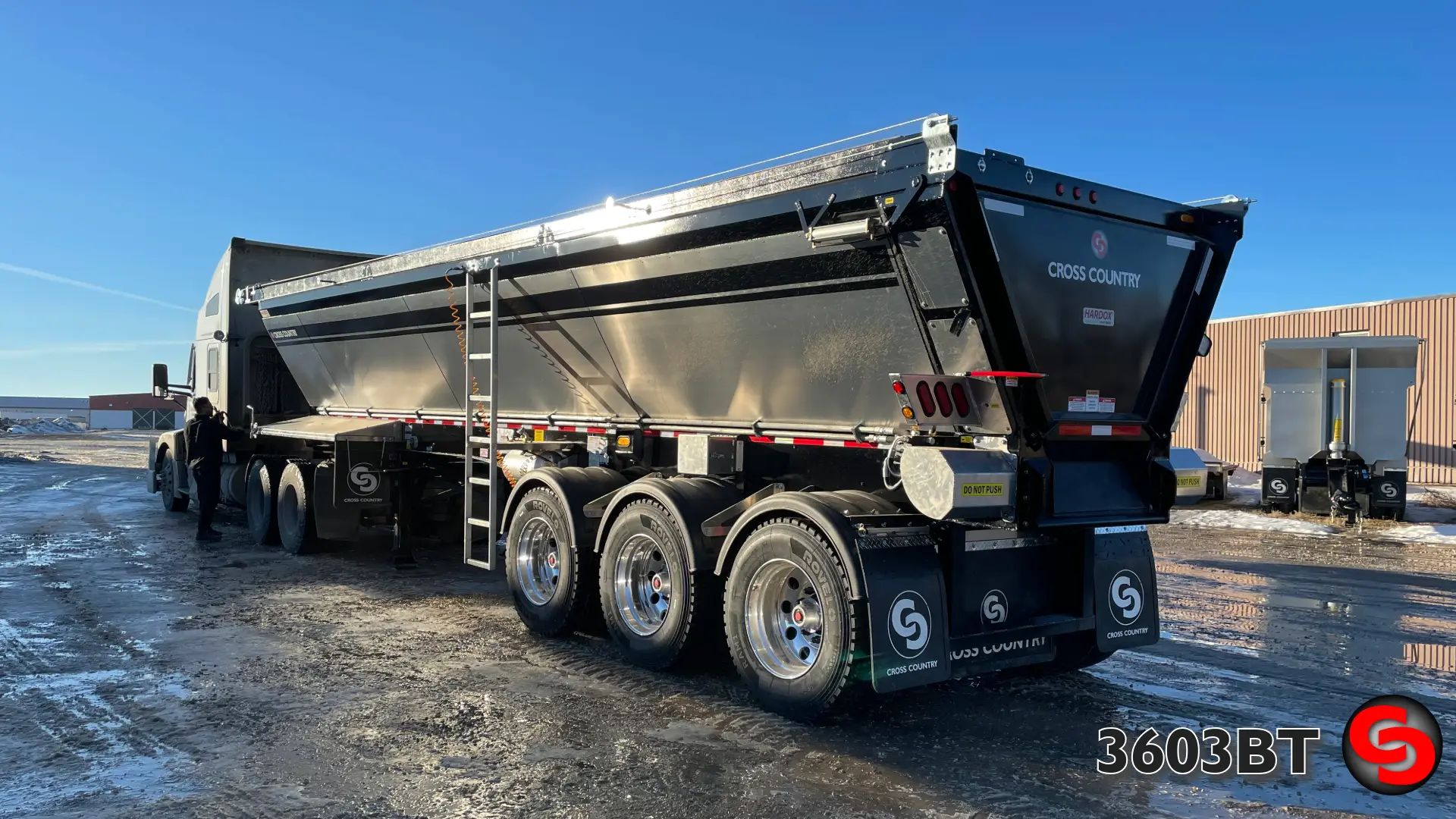 Belt Trailers - Cross Country Manufacturing